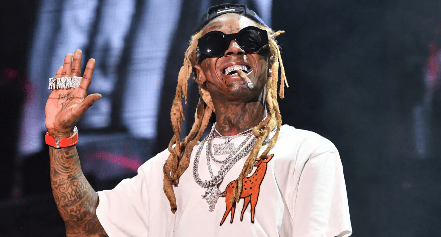 Lil Wayne titokban eljegyezte barátnőjét
